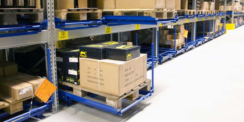 Dexion Pallet Pull-out Units | Pallet Racking